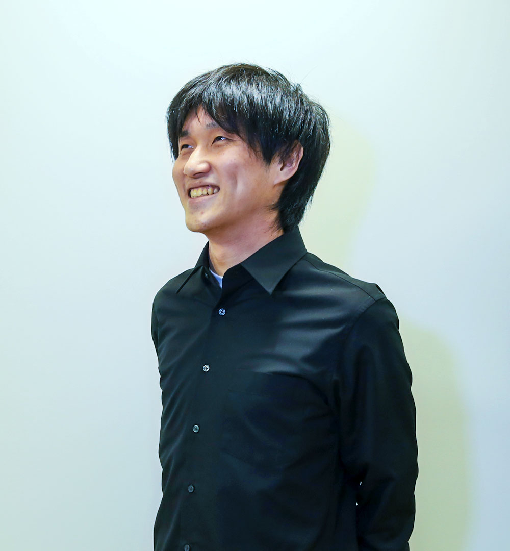 新美 航太郎 - 株式会社バカン（VACAN）